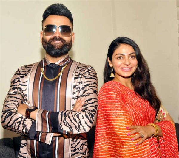 ਪ੍ਰਮੋਸ਼ਨ ਦੌਰਾਨ ਅੰਮ੍ਰਿਤਸਰ ਪਹੁੰਚੀ 'ਆਟੇ ਦੀ ਚਿੜੀ' ਦੀ ਸਟਾਰ ਕਾਸਟ - amrit maan ...