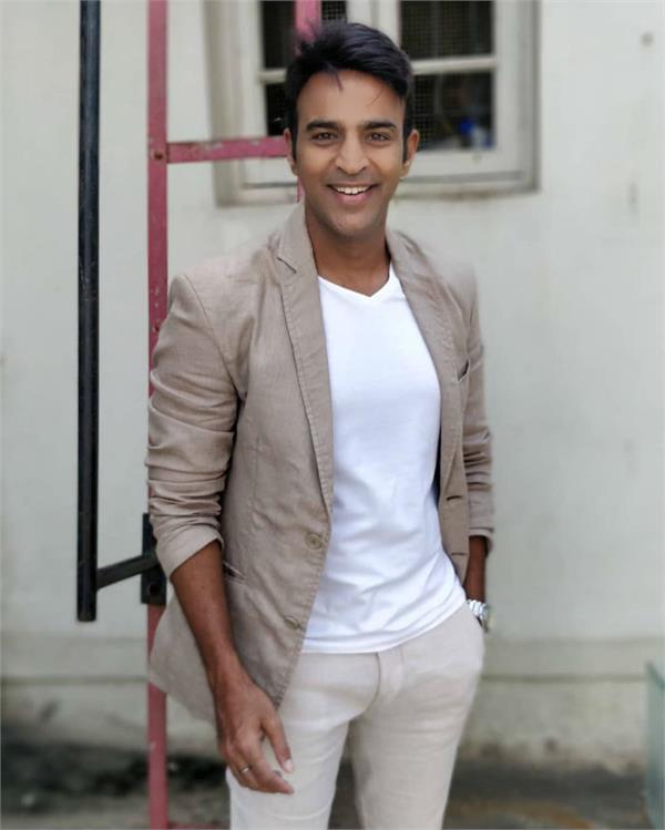 'ਨਾਗਿਨ 3' ਫੇਮ ਅਭਿਨੇਤਾ ਮਿਥਿਲ ਜੈਨ ਦੇ ਘਰ ਗੁੰਜੀਆਂ ਬੱਚੇ ਦੀਆਂ ਕਿਲਕਾਰੀਆਂ ...